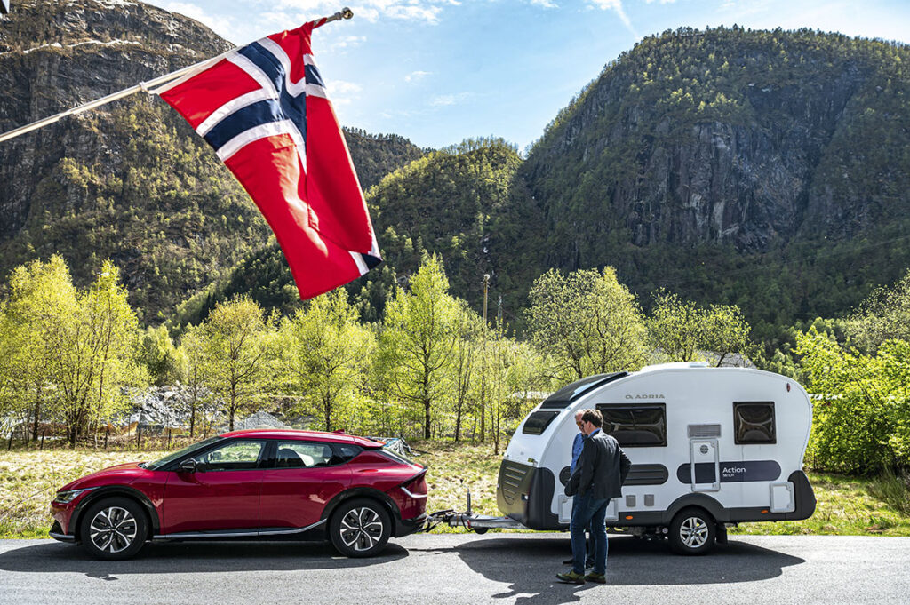 How electric vehicles won the low-carbon race - Discover Cleantech